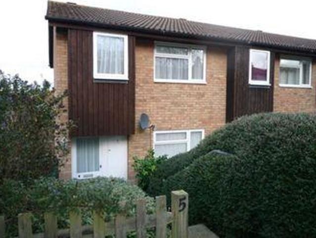 3 Bedrooms for rent in Kennedy Gardens, Sevenoaks TN13