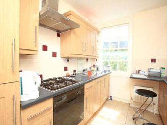 3 Bedrooms for rent in Kennington Lane, London SE11