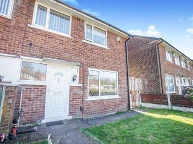 3 Bedrooms for rent in Kenyon Way, Little Hulton, Manchester M38