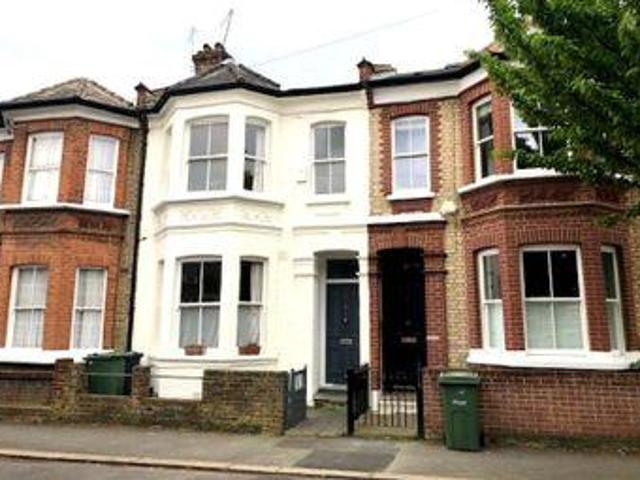 3 Bedrooms for rent in Kildoran, Road, London SW2