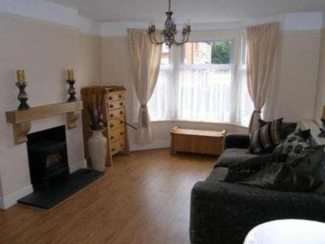 3 Bedrooms for rent in Kings Road, Romford RM1