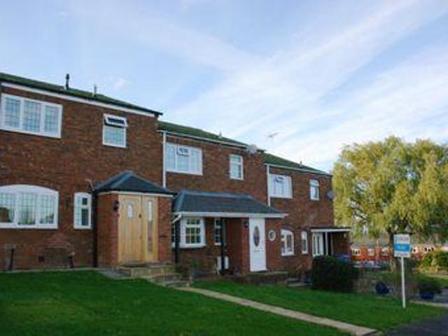 3 Bedrooms for rent in Luff Close, Windsor SL4