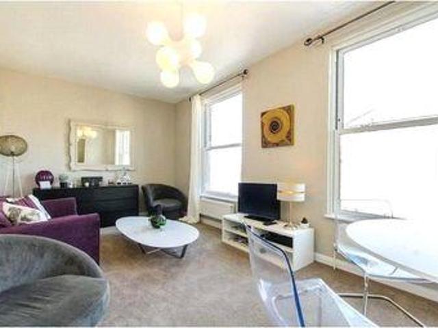 3 Bedrooms for rent in Lilford Road, London SE5