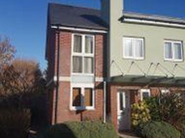 3 Bedrooms for rent in Lister Drive, Ebbsfleet DA11