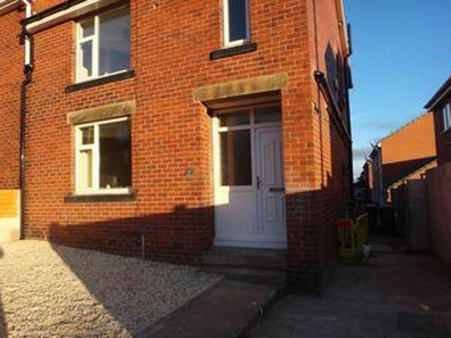 3 Bedrooms for rent in Longsight Road, Mapplewell, Barnsley S75