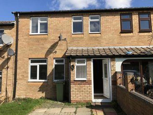 3 Bedrooms for rent in Loriner Place, Downs Barn, Milton Keynes MK14