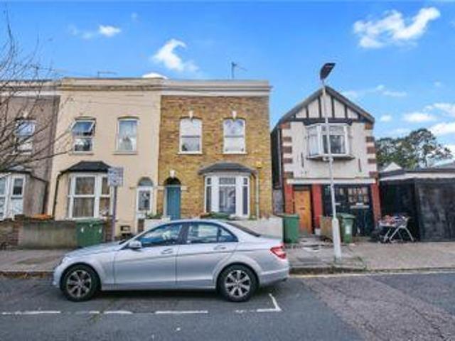3 Bedrooms for rent in Louise Road, London E15