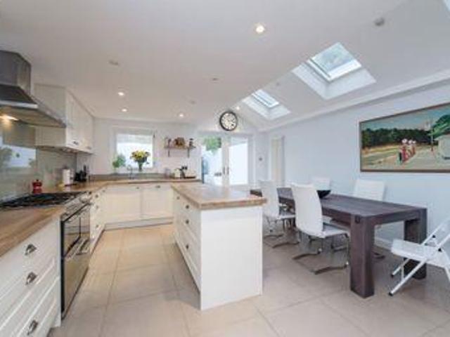 3 Bedrooms for rent in Pelham Road, London SW19