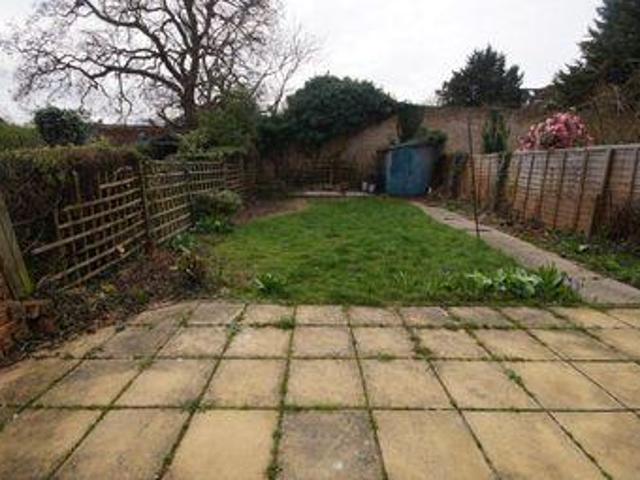 3 Bedrooms for rent in Perry Mead, Enfield EN2