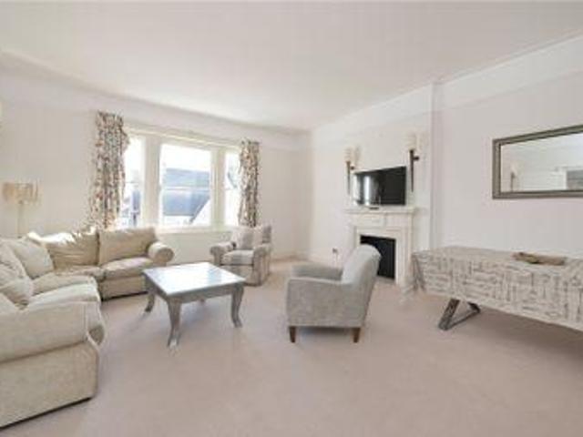 3 Bedrooms for rent in Phillimore Place, London W8