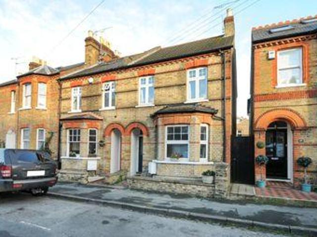 3 Bedrooms for rent in Queens Road, Windsor, Berkshire SL4