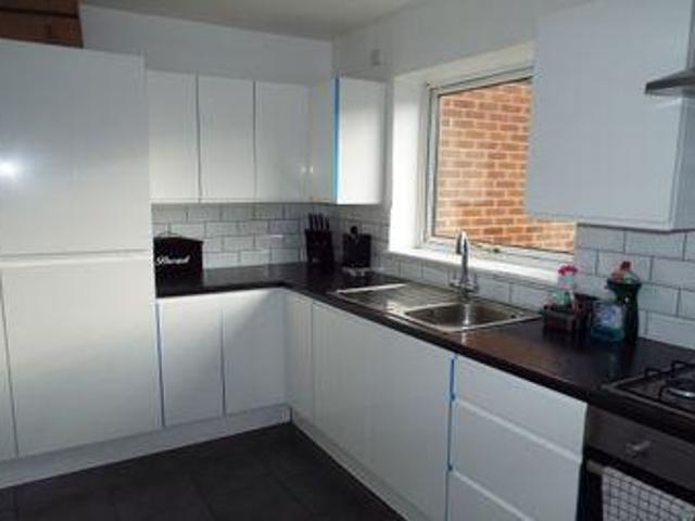 3 Bedrooms for rent in Rushford Drive, Wollaton, Nottingham NG8