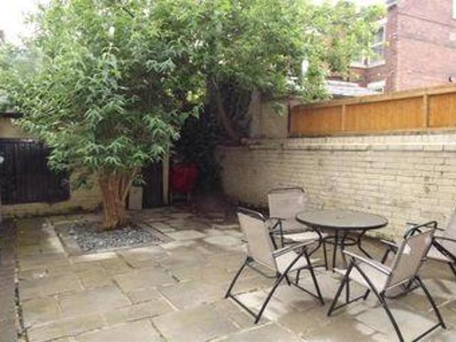 3 Bedrooms for rent in Rustlings Road, Sheffield S11