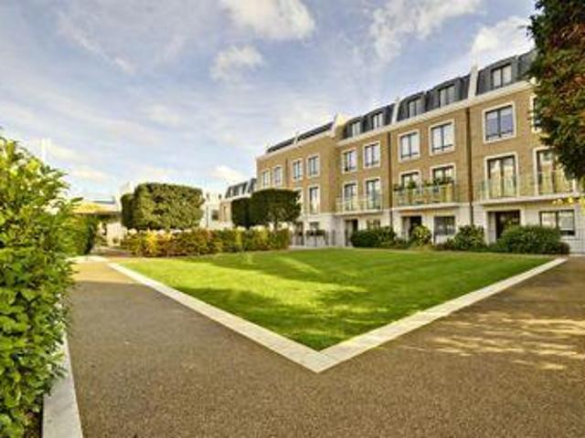 3 Bedrooms for rent in Rainsborough Square, London SW6