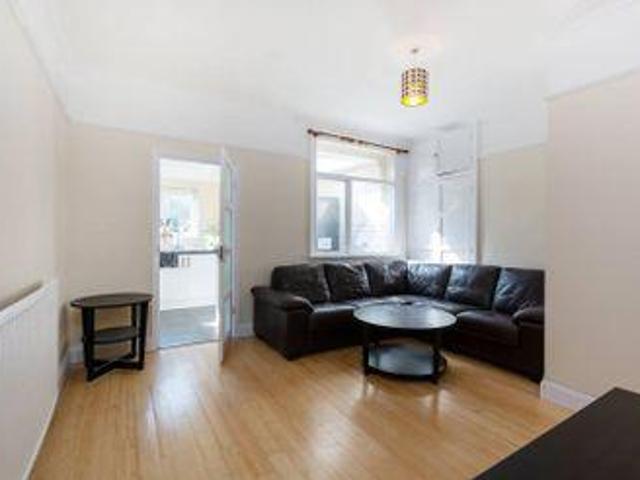 3 Bedrooms for rent in Rectory Lane, Tooting, London SW17