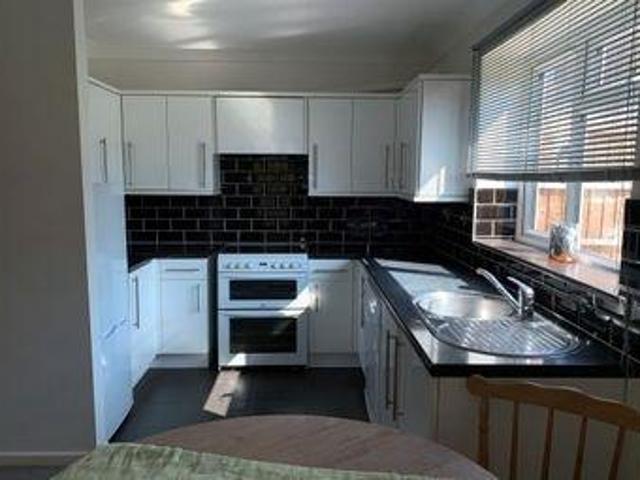 3 Bedrooms for rent in Redruth Road, Romford RM3