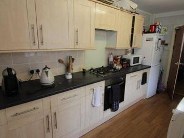 3 Bedrooms for rent in Richards Street, Cathays, Cardiff CF24