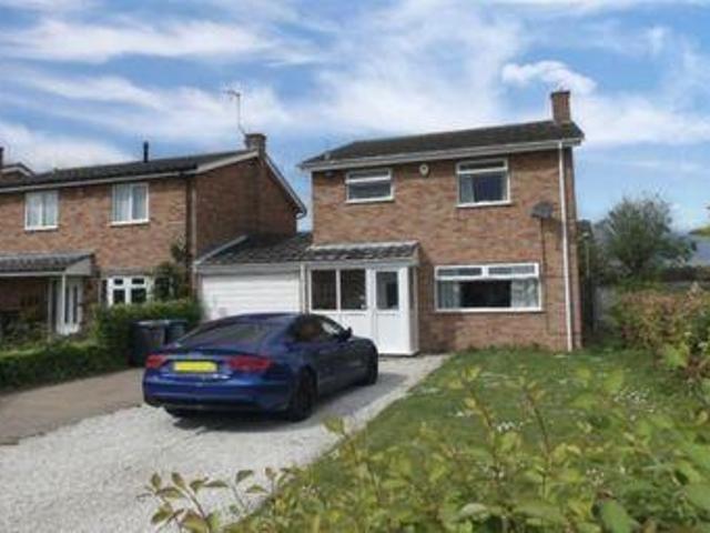 3 Bedrooms for rent in Rowan Close, Nottingham NG13
