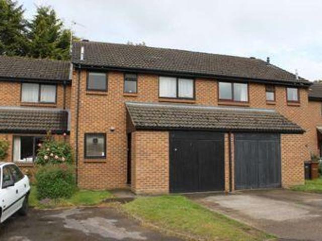 3 Bedrooms for rent in Rowland Close, Wallingford OX10