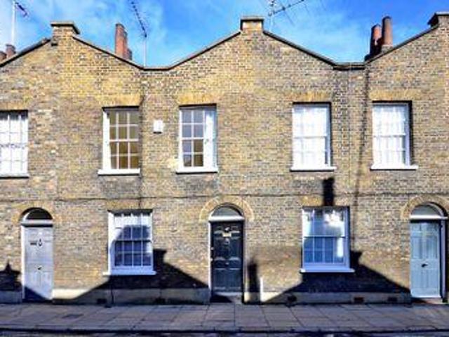 3 Bedrooms for rent in Roupell Street, Waterloo SE1