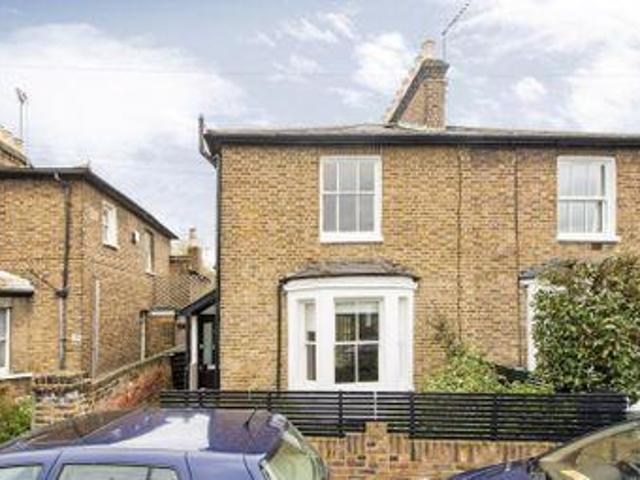 3 Bedrooms for rent in Stanton Road, London SW13