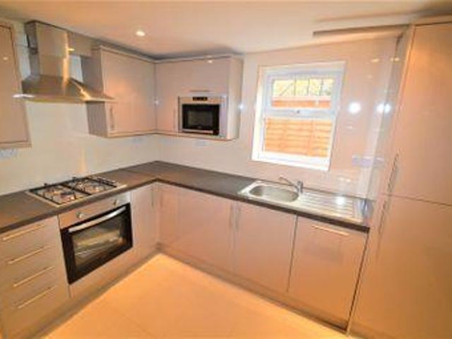 3 Bedrooms for rent in Salcombe Road, London E17