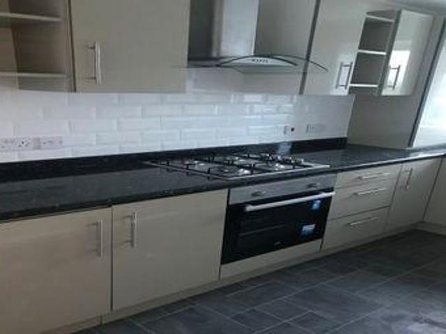 3 Bedrooms for rent in South Street, Romford RM1