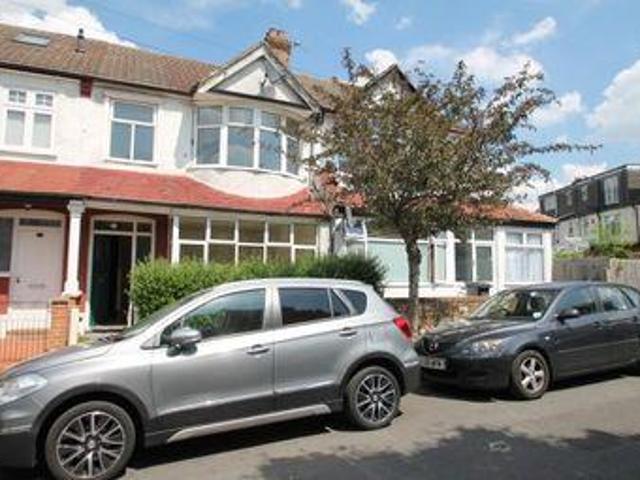3 Bedrooms for rent in Southbrook Road, London SW16