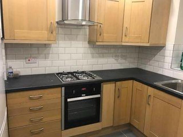 3 Bedrooms for rent in Springfield Road, Windsor SL4