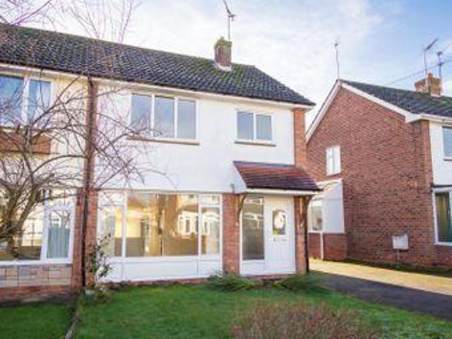 3 Bedrooms for rent in Teal Road, Studley, Warks. B80