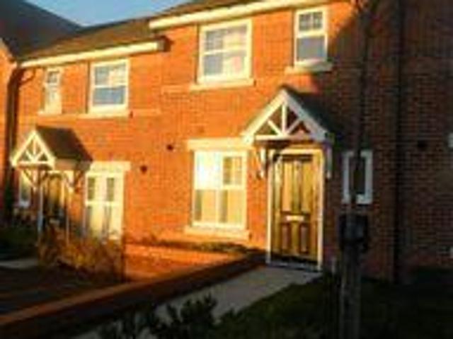 3 Bedrooms for rent in Textile Way, Bolton BL1