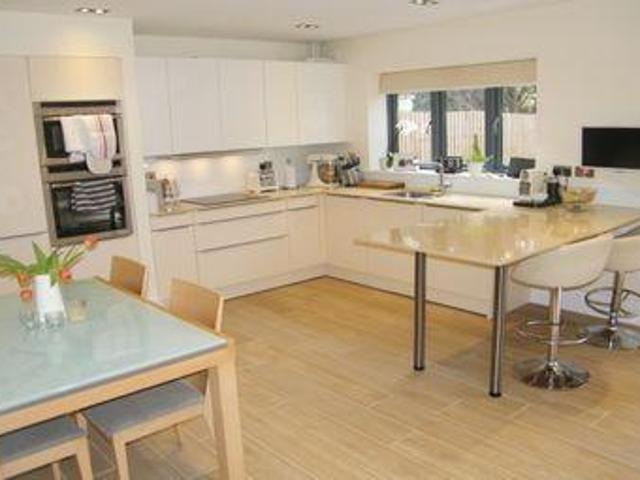 3 Bedrooms for rent in The Gables, Cheltenham GL52