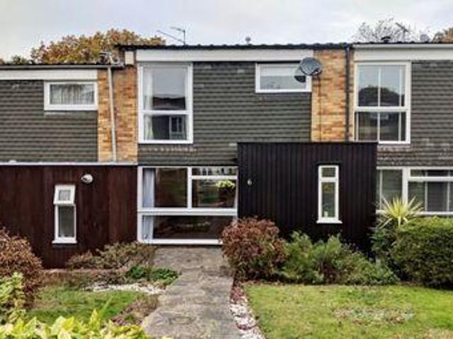 3 Bedrooms for rent in The Pines, Woodford Green IG8