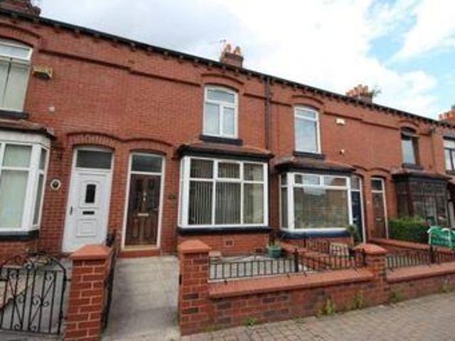 3 Bedrooms for rent in Thicketford Road, Bolton BL2