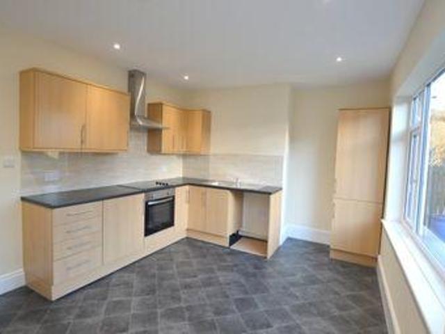 3 Bedrooms for rent in Troydale Lane, Pudsey LS28