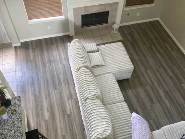 3 bedrooms for rent in very nice area