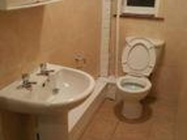 3 Bedrooms for rent in Victoria Court Mews, Victoria Road, Hyde Park, Leeds LS6
