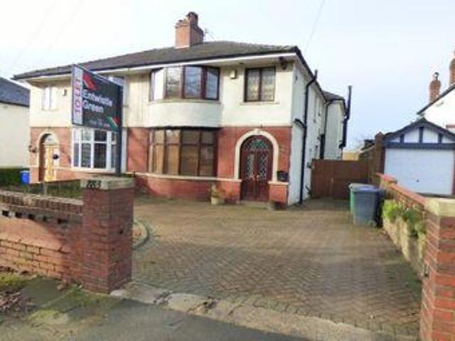 3 Bedrooms for rent in Walmersley Road, Bury BL9