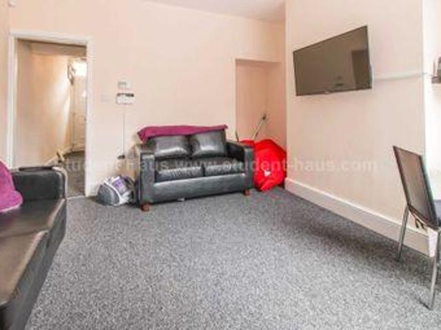 3 Bedrooms for rent in Welford Street, Salford M6