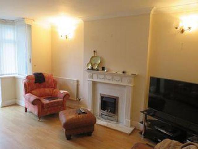 3 Bedrooms for rent in Wollaton Road, Wollaton, Nottingham NG8
