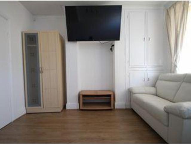 3 Bedrooms for rent in 7 Bosworth Street, Crookes, Sheffield S10