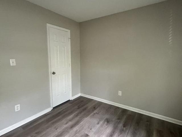 3 Bedrooms for Rent