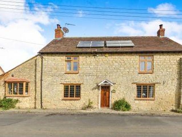 3 Bedrooms for sale in Moorend Road, Yardley Gobion, Towcester NN12