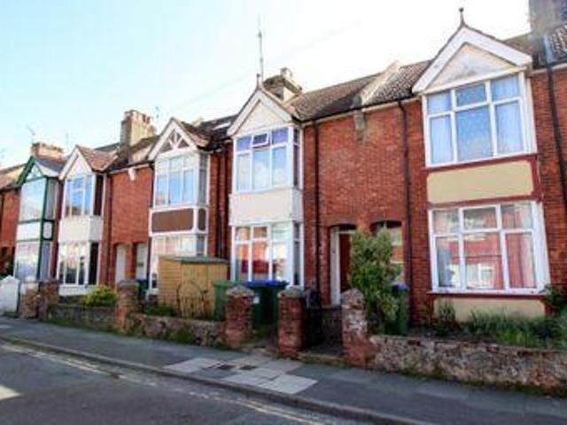 3 Bedrooms for sale in Newfield Road, Newhaven BN9