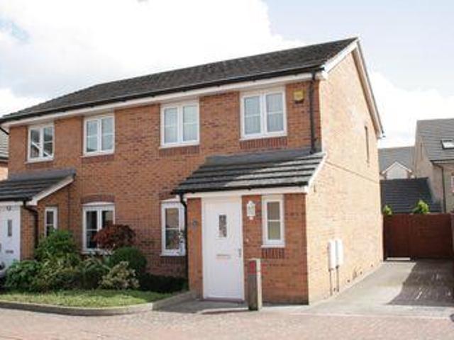 3 Bedrooms for sale in Nine Acres Close, Hayes UB3