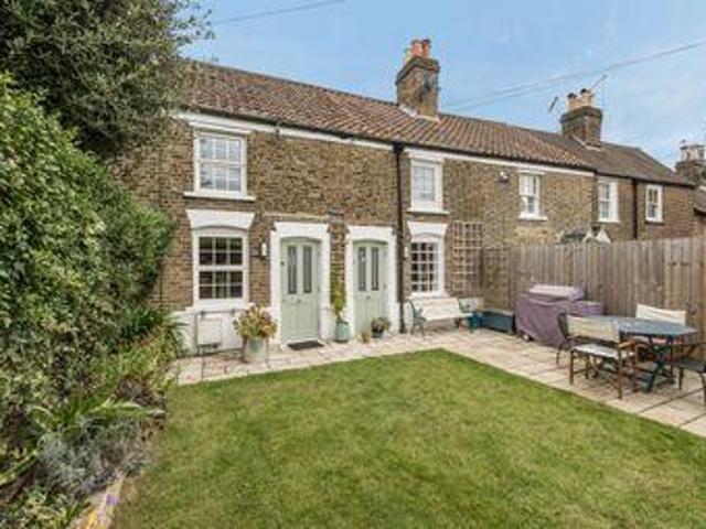 3 Bedrooms for sale in Oldfield Road, London SW19