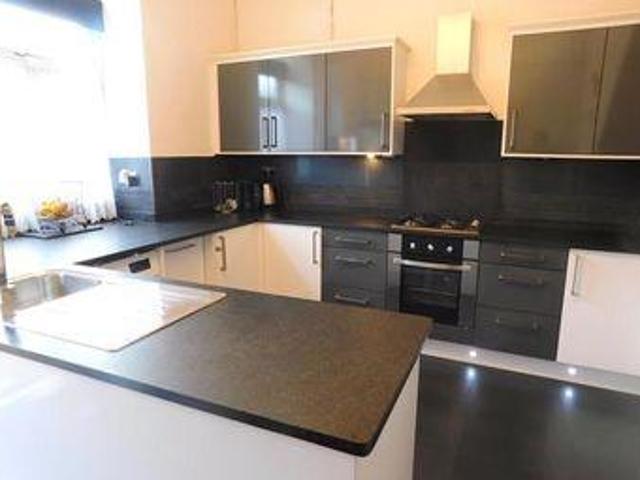 3 Bedrooms for sale in Auburn Street, Bolton BL3