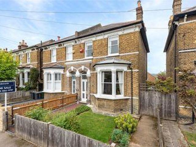 3 Bedrooms for sale in Allenby Road, London SE23