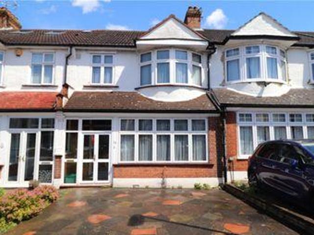 3 Bedrooms for sale in Altyre Way, Beckenham BR3