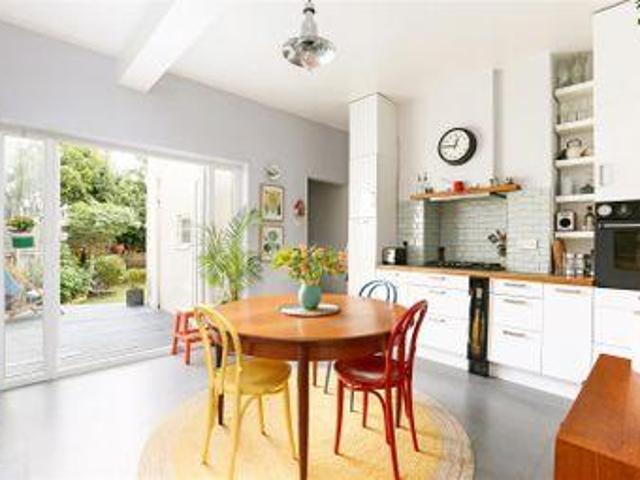 3 Bedrooms for sale in Beech Road, Horfield, Bristol BS7